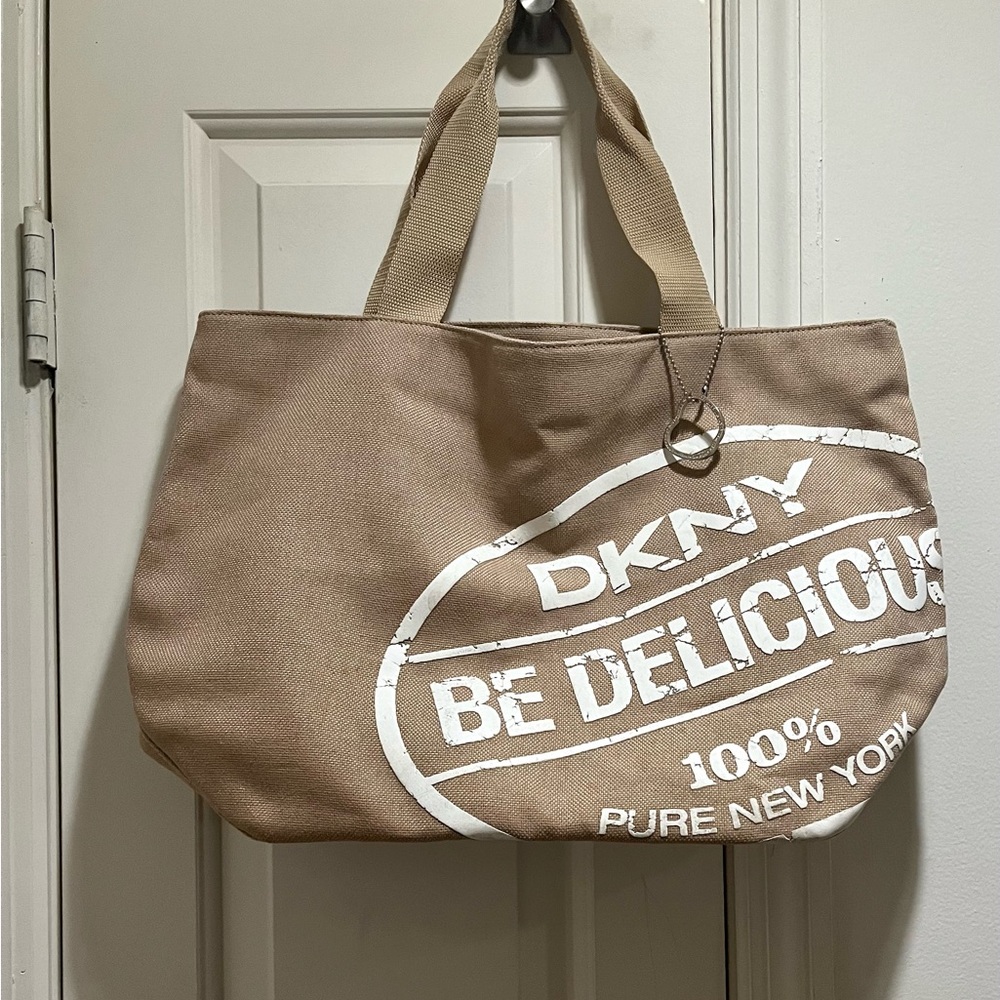 Dkny Be Delicious Tote Bag - Gem